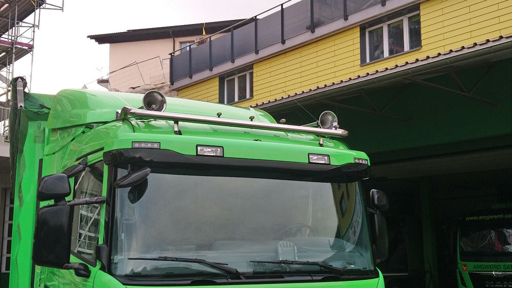 Scania Lampenbügel Inox handgefertigt (Gebraucht) in Schattdorf für CHF 81 – nur Abholung auf ...