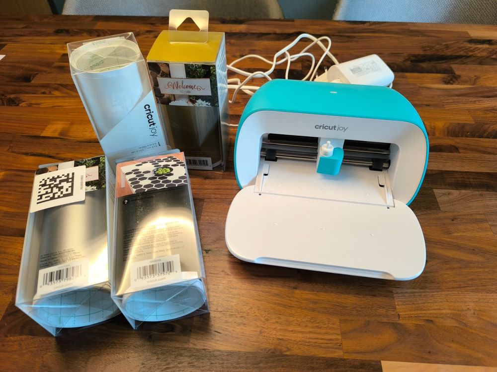 Schneideplotter Cricut Joy mit Zubehör | Kaufen auf Ricardo