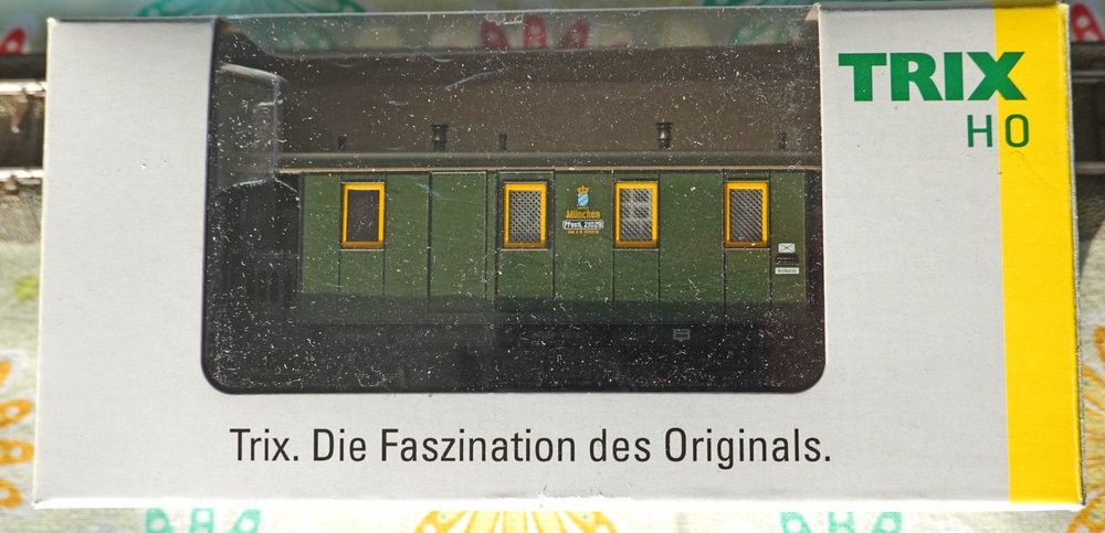 Trix 23228 Pack-Postwagen (Neu (gemäss Beschreibung)) in Horn für CHF ...