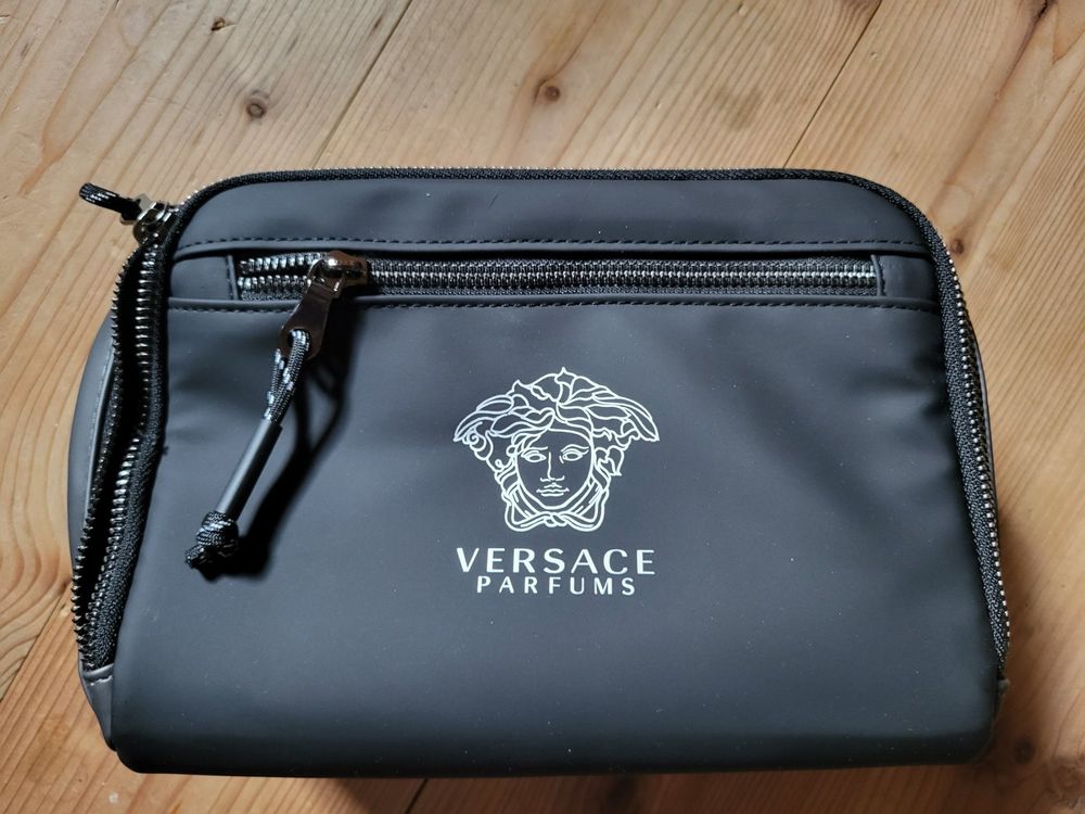 Versace Necessaire Luxus Toiletry Bag NEU (Neu und originalverpackt) in ...
