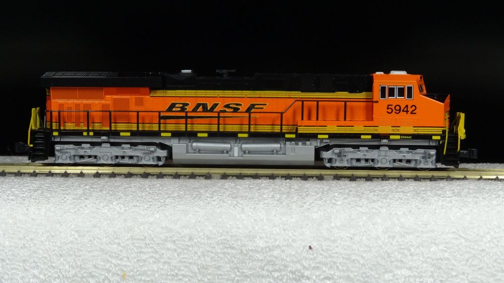 Kato 176-8906, ES44AC, BNSF, Nr: 5942, USA, Diesellok | Kaufen auf Ricardo
