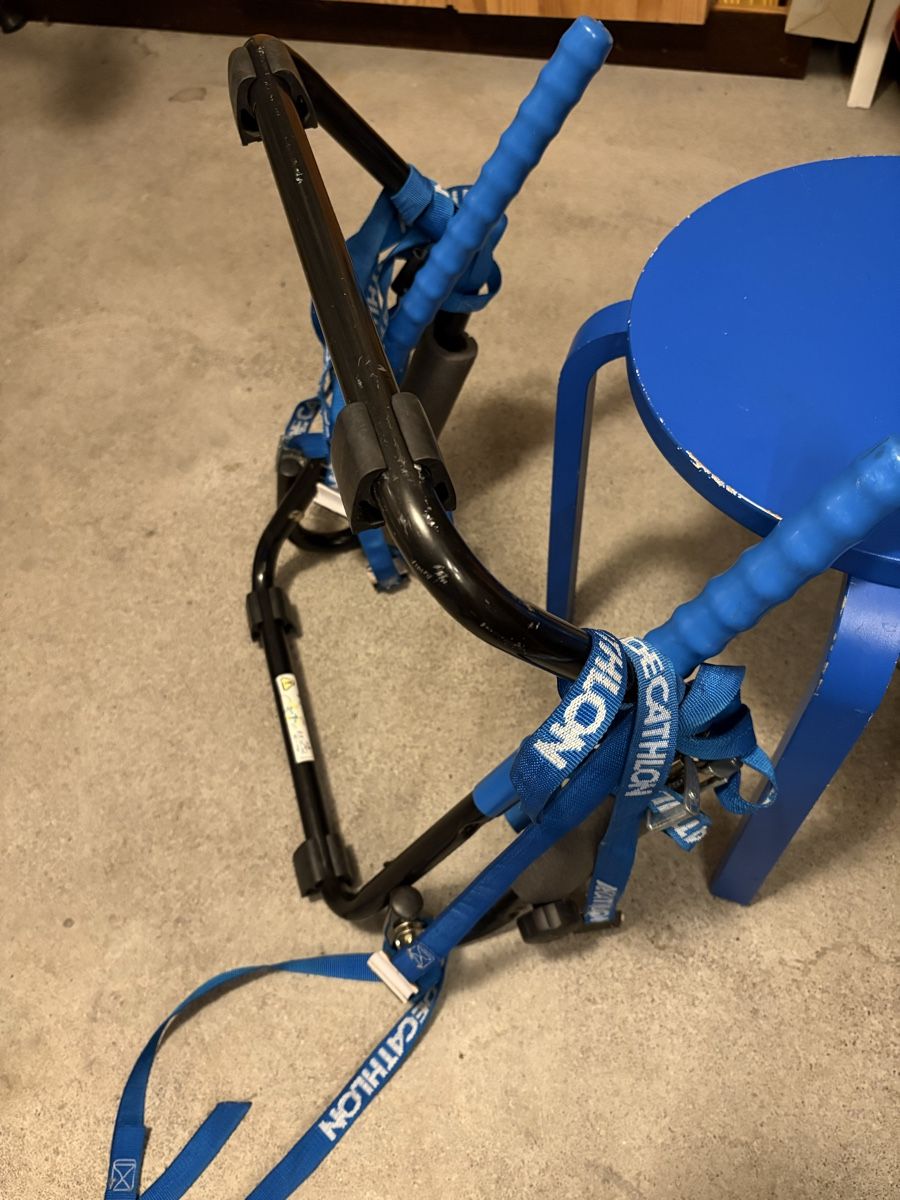 Decathlon 3x bikes carrier for station wagon car’s back door (Gebraucht ...