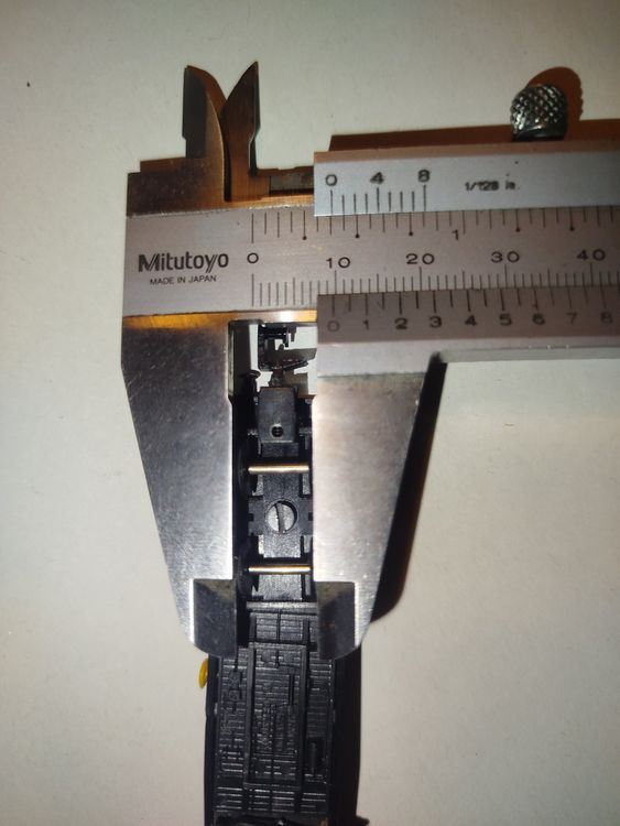 Modelleisenbahn Güterwagen mit Panzer, Spur N (Gebraucht) in Arnegg für ...