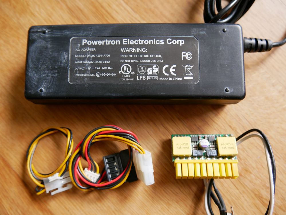 picoPSU 80 12V ATX PC-Netzteil mit AC/DC Adapter | Kaufen auf Ricardo