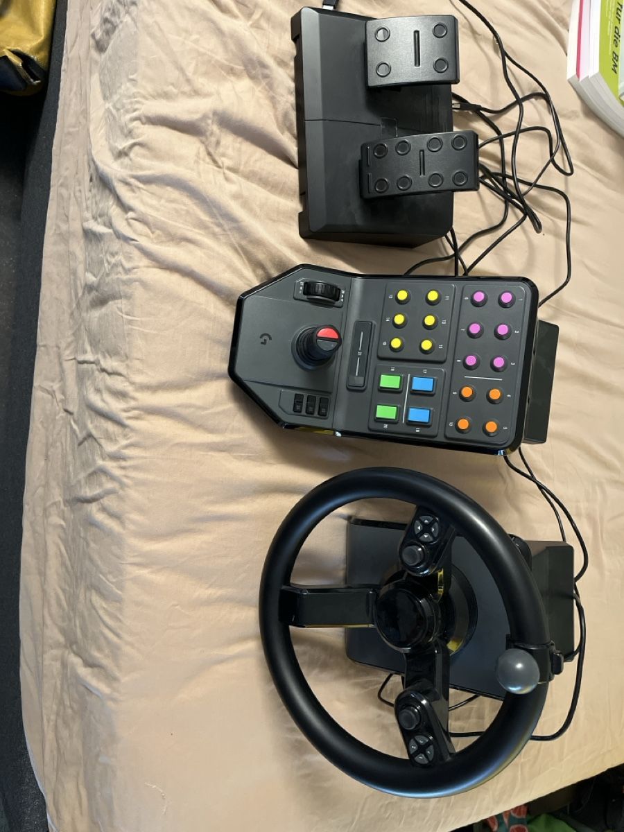 Logitech G Saitek Farm Heavy Equipment Bundle (Neu (gemäss Beschreibung ...
