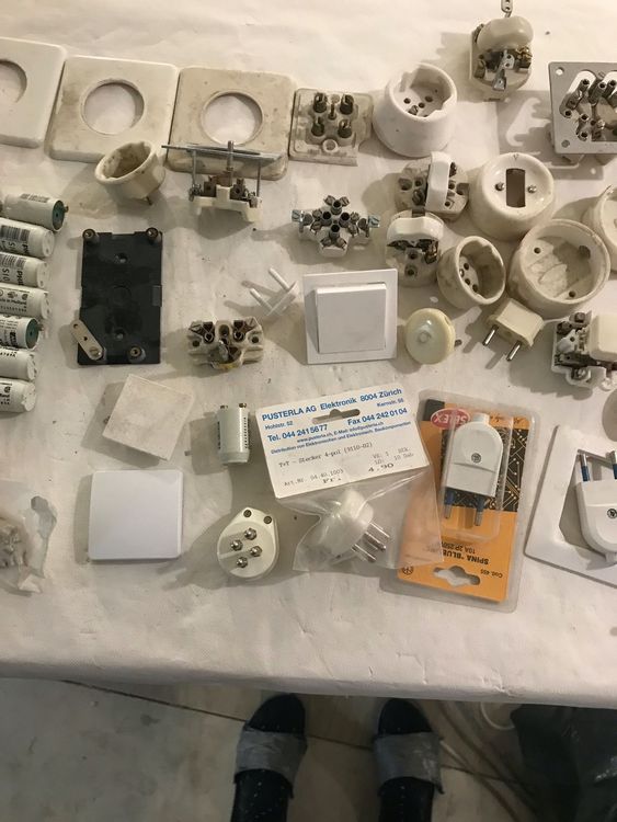 Elektro-Installationsmaterial, alt (Gebraucht) in Pfeffikon LU für CHF ...