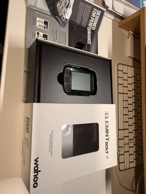 Wahoo ELEMNT Bolt GPS Bike Computer - Stealth Edition! (Gebraucht) in Oberengstringen für CHF 25 ...