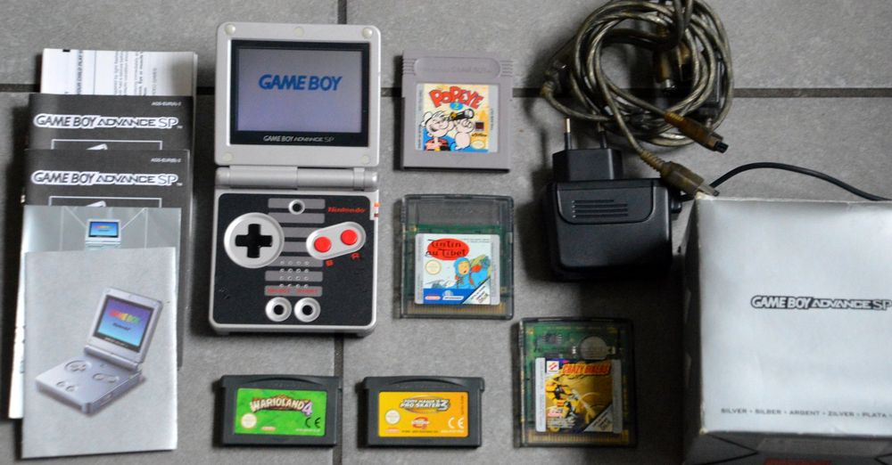 Game Boy Advance SP AGS-001 | Kaufen auf Ricardo