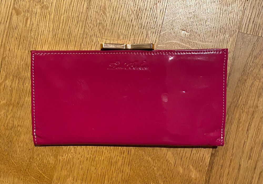 Ted Baker Portemonnaie ab Fr. 1.- (Gebraucht) in Dübendorf für CHF 6 ...