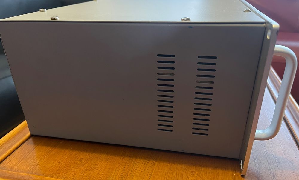 HOLLYWOOD IMPACT-600 Amplifier | Kaufen auf Ricardo