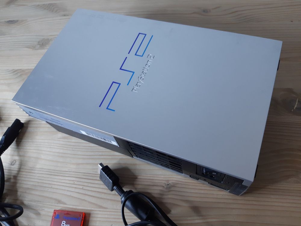 SONY Playstation 2 PS2 FAT Silber SCPH-50004 + Kabel + MC | Kaufen auf ...