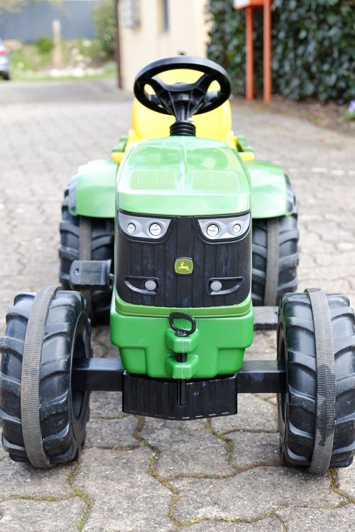 John Deere Kindertraktor mit Anhänger - sauber geputzt (Gebraucht) in ...