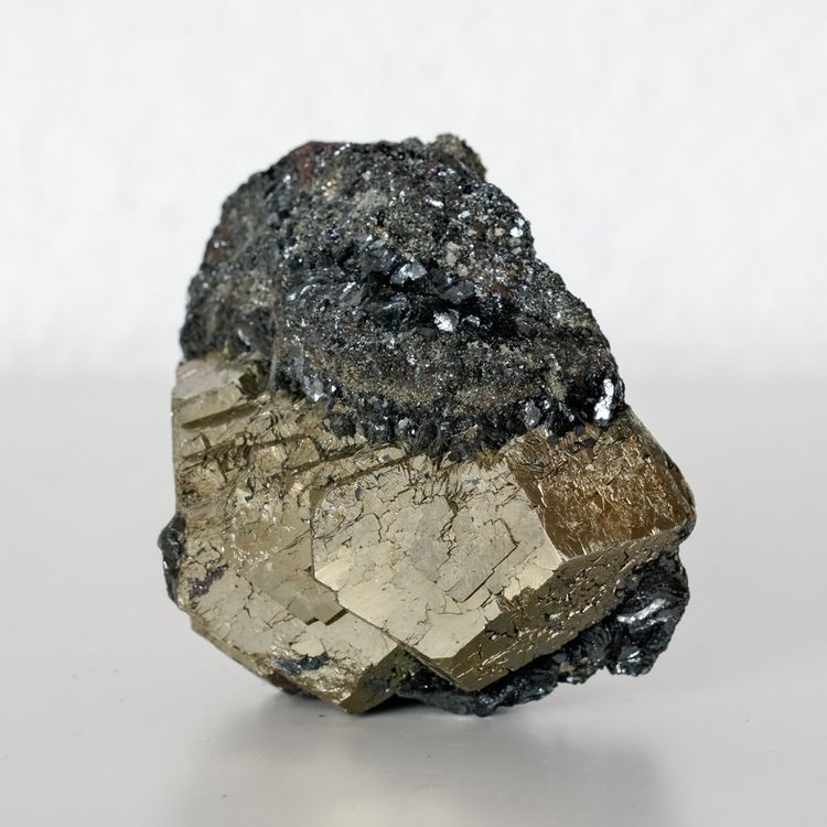 Top - Pyrit-Hämatit-Stufe - Mineral - Elba- Italien (Gebraucht) in Heiden für CHF 42 – mit ...