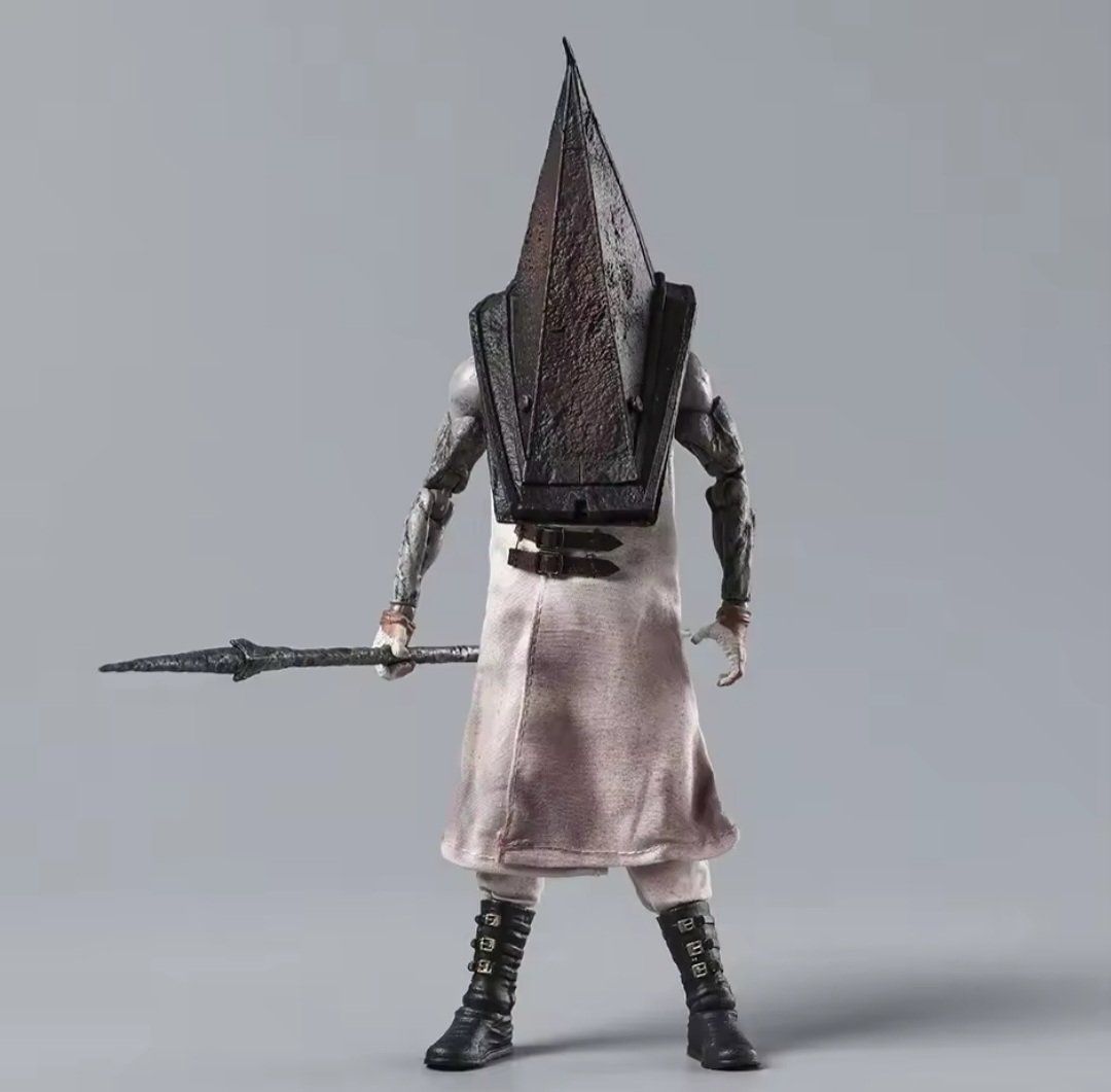 Figurine MEZCO Pyramid Head Silent Hill 2 Red Pyramid 20cm (Neuf avec ...