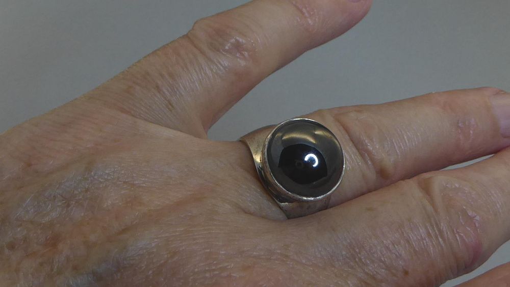 Ring 800 Silber, mit Hämatit vor 1988 (Gebraucht) in Muri AG für CHF 24 ...