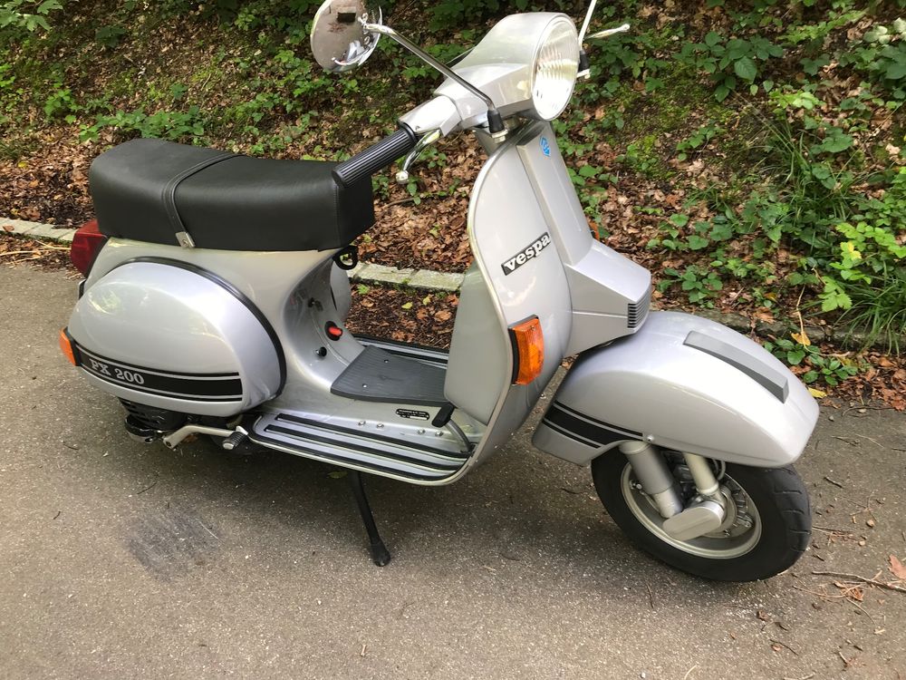 Vespa PX 200 E, Top Zustand, Veteran (Gebraucht) in Wolfhalden für CHF 6300 – nur Abholung auf ...