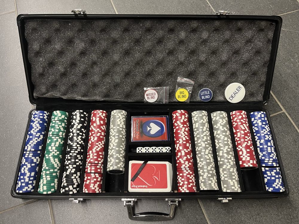 Poker Set, Deluxe Version (Gebraucht) in Fribourg für CHF 20 – nur ...