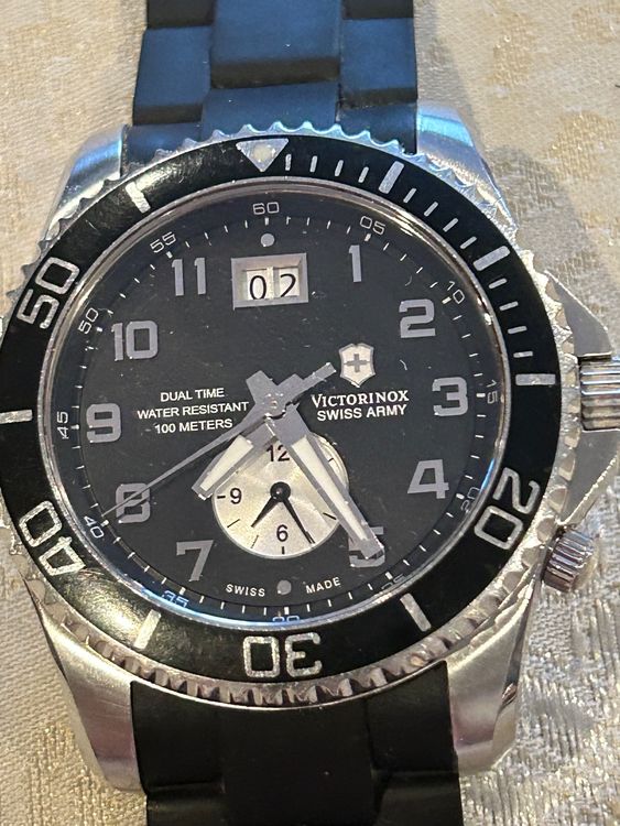 Victorinox dual time swiss armye (Gebraucht) in Grandson für CHF 56 ...