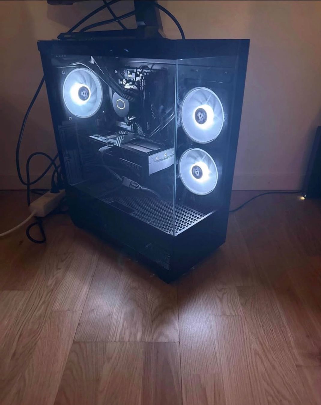 Gaming Pc rtx 5070 ryzen 7 7800x3d 32gb ram 6000mhz 1tb m2 (Gebraucht ...