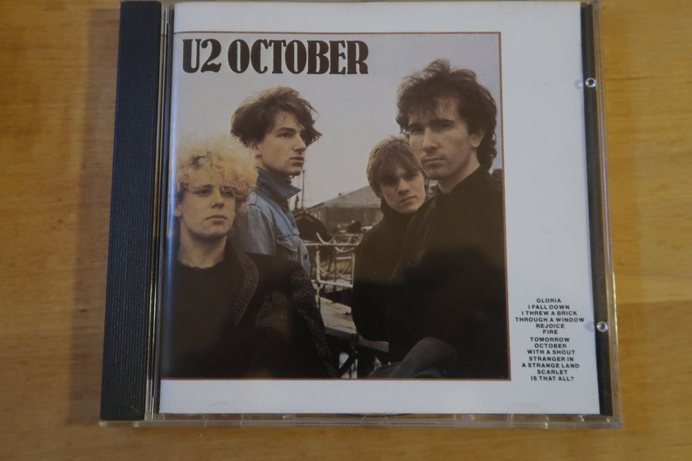 U2 - OCTOBER - CD (Gebraucht) in Basel für CHF 4 – mit Lieferung auf Ricardo kaufen