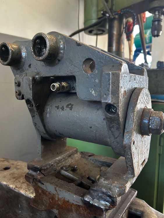Powertilt zu 1.8 Tonnen Bagger (Defekt) in Einsiedeln für CHF 274 – nur ...