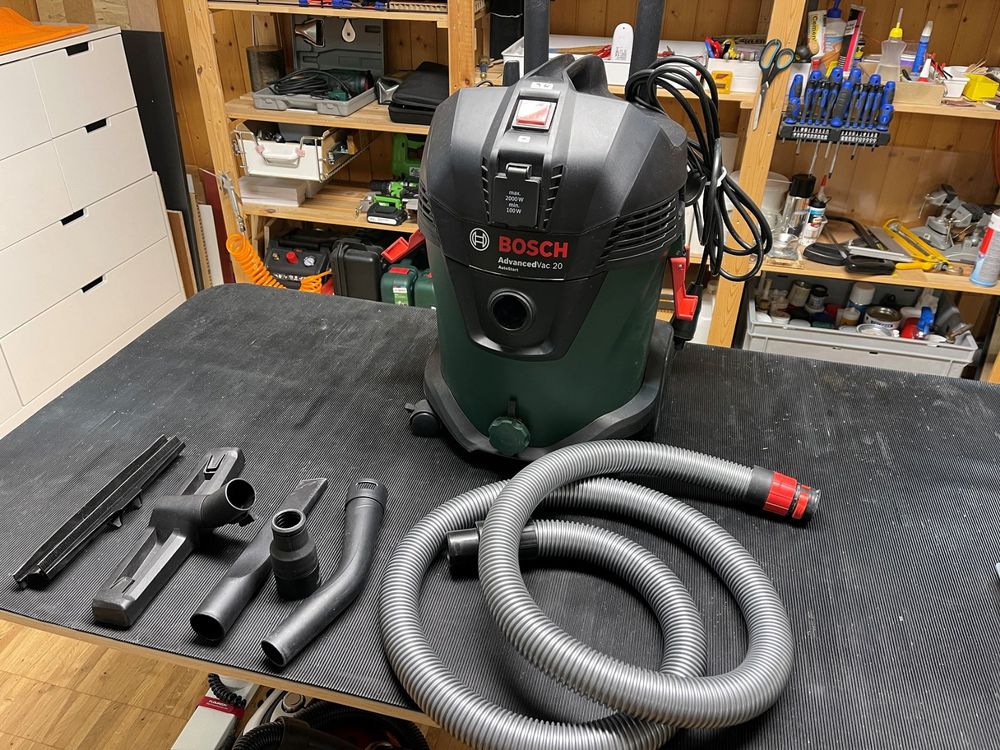 Bosch Advanced Vac 20 Staubsauger | Kaufen auf Ricardo