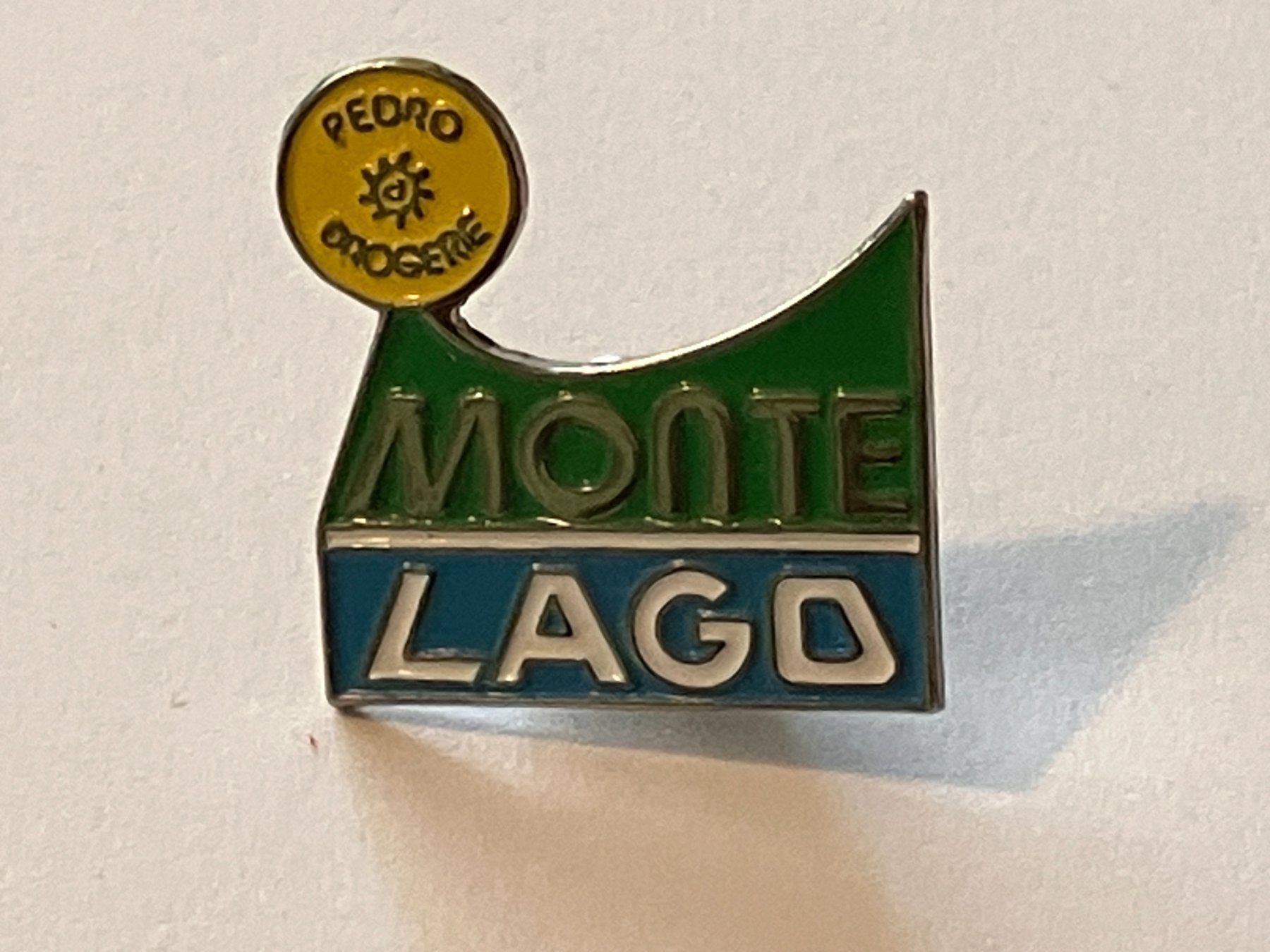 1 Pin Monte Lago Pedro Drogerie (Gebraucht) in Basel für CHF 1 – mit ...