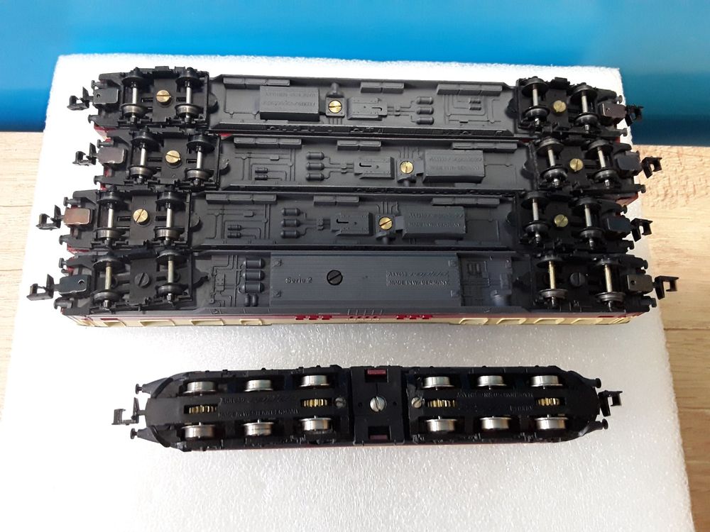 Arnold _ BR03 Lokomotive 4 Personenwagen _ TEE Zug _ Spur N | Kaufen ...