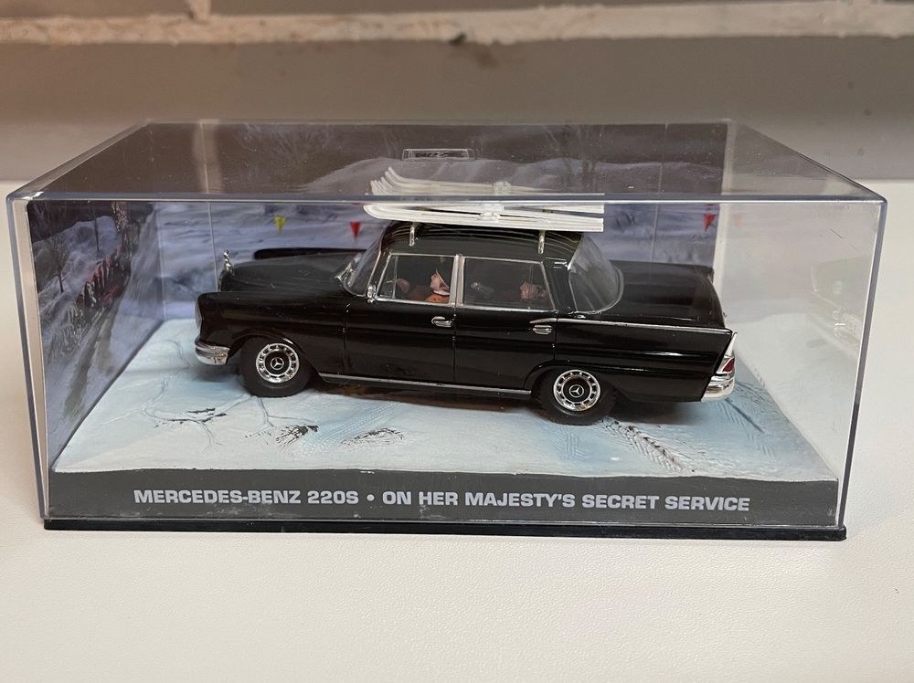 James Bond mini Diorama 1:43 - Mercedes- Benz 220S (Neu (gemäss ...