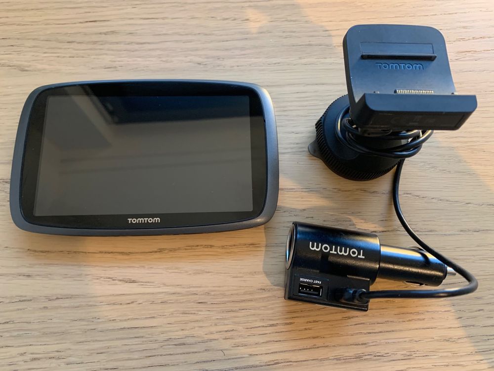 Navi Tomtom Modell 4FA60 inkl. Kabel (Gebraucht) in Opfikon für CHF 41 ...