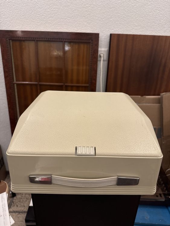 Hermes 3000 Schreibmaschine (Gebraucht) in Siebnen für CHF 49 – mit Lieferung auf Ricardo kaufen