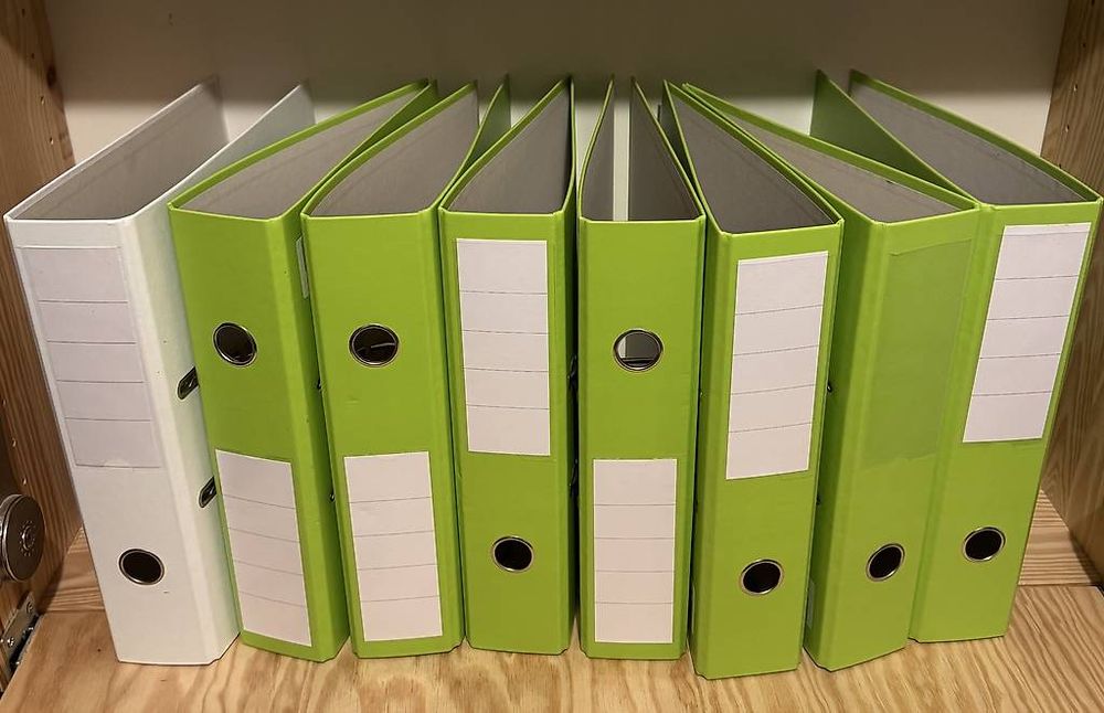 Neue Ordner 8 Stück | Kaufen auf Ricardo