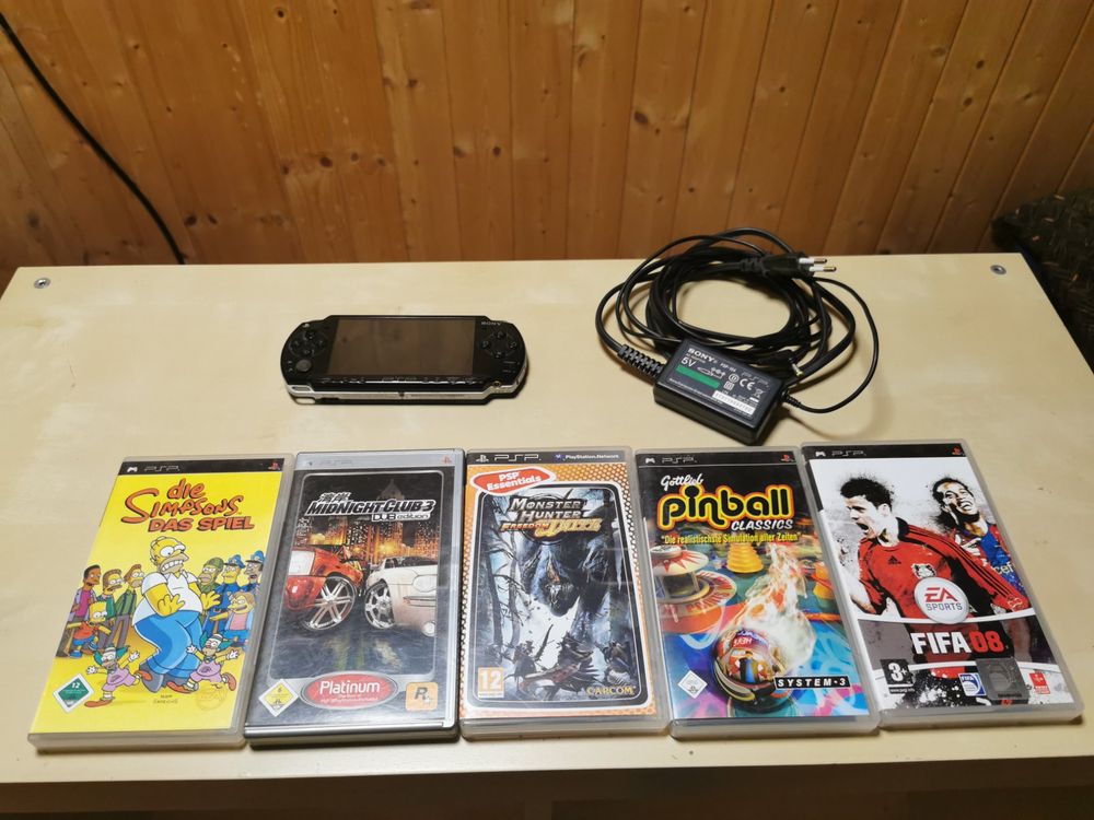 Sony PSP Slim & Lite 2004 (Gebraucht) in Zuzwil BE für CHF 51 – mit ...