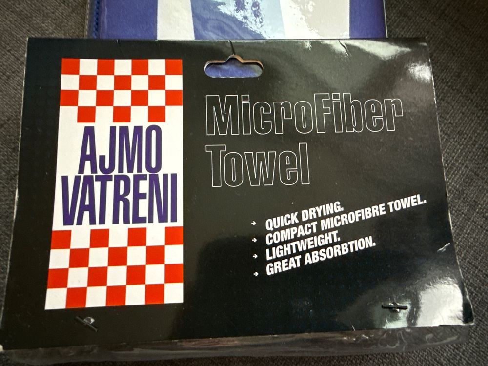Mikrofasertuch "AJMO VATRENI" (Neu und originalverpackt) in Boppelsen ...