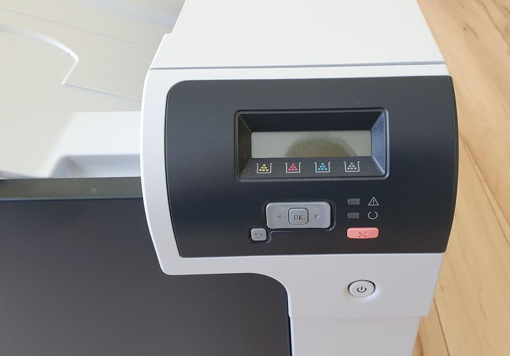 HP CP5225N A4/A3 Color LaserJet | Kaufen auf Ricardo