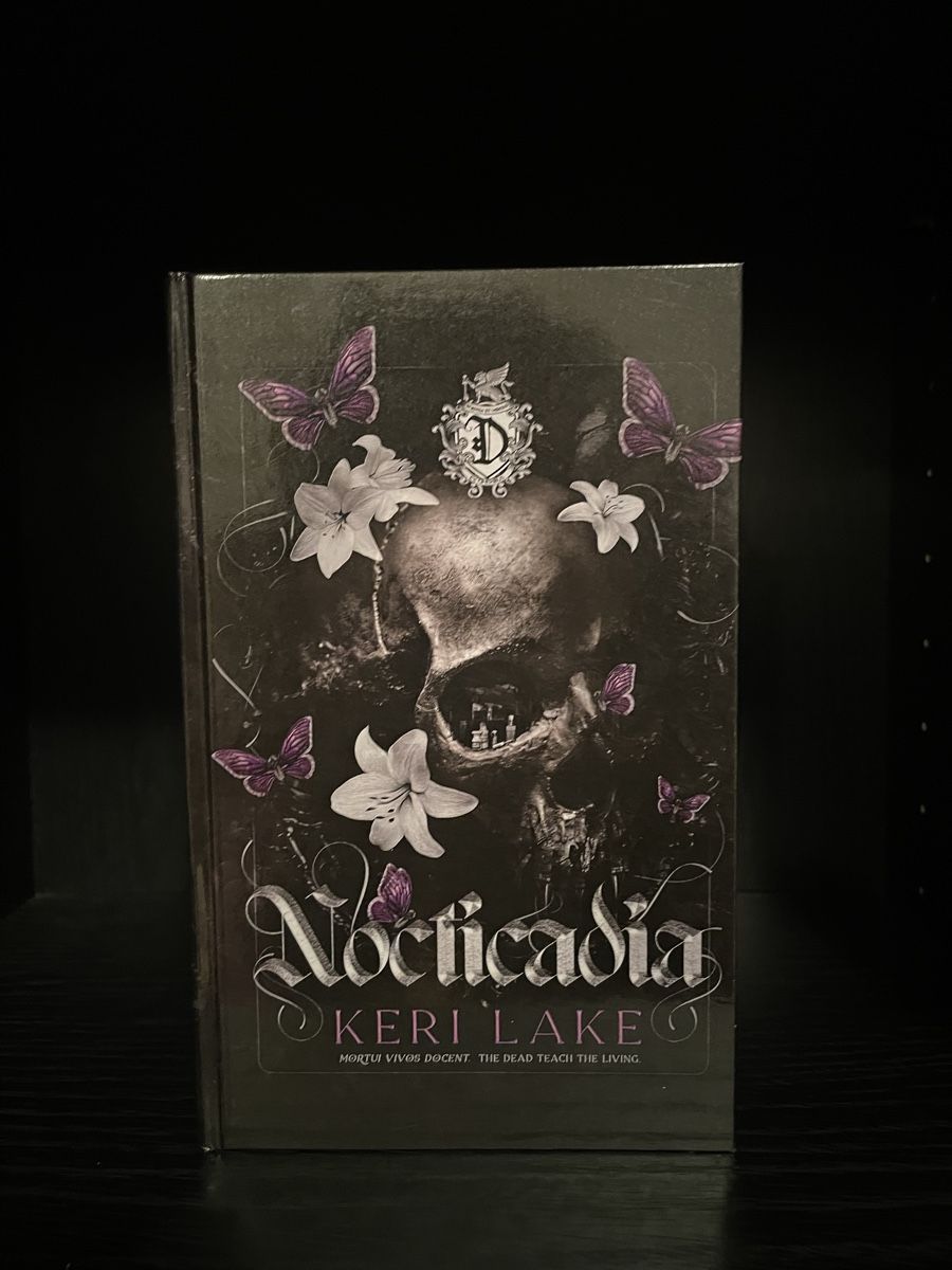 Nocticadia by Keri Lake EN (Neu (gemäss Beschreibung)) in Münchenstein ...