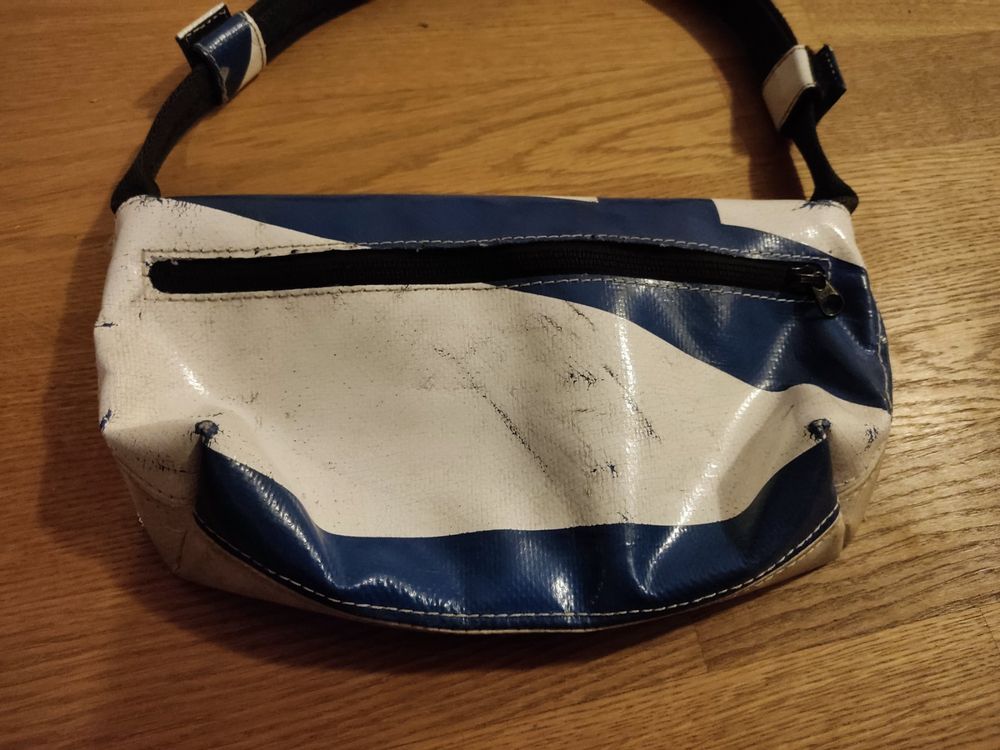 F71 Laura Freitag Tasche (Gebraucht) in Zürich für CHF 100 – mit ...