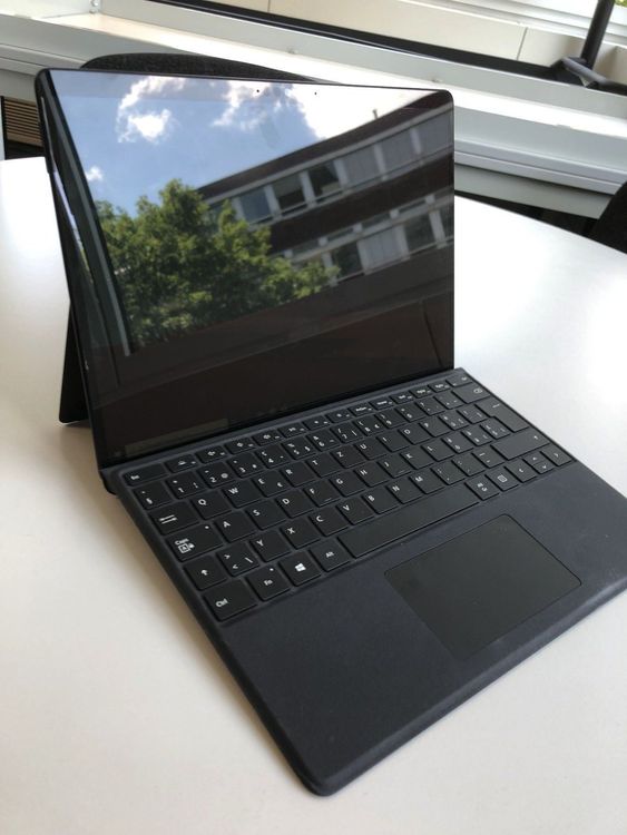 Surface Pro X Model 1876 (Gebraucht) in Hinwil für CHF 850 – mit ...