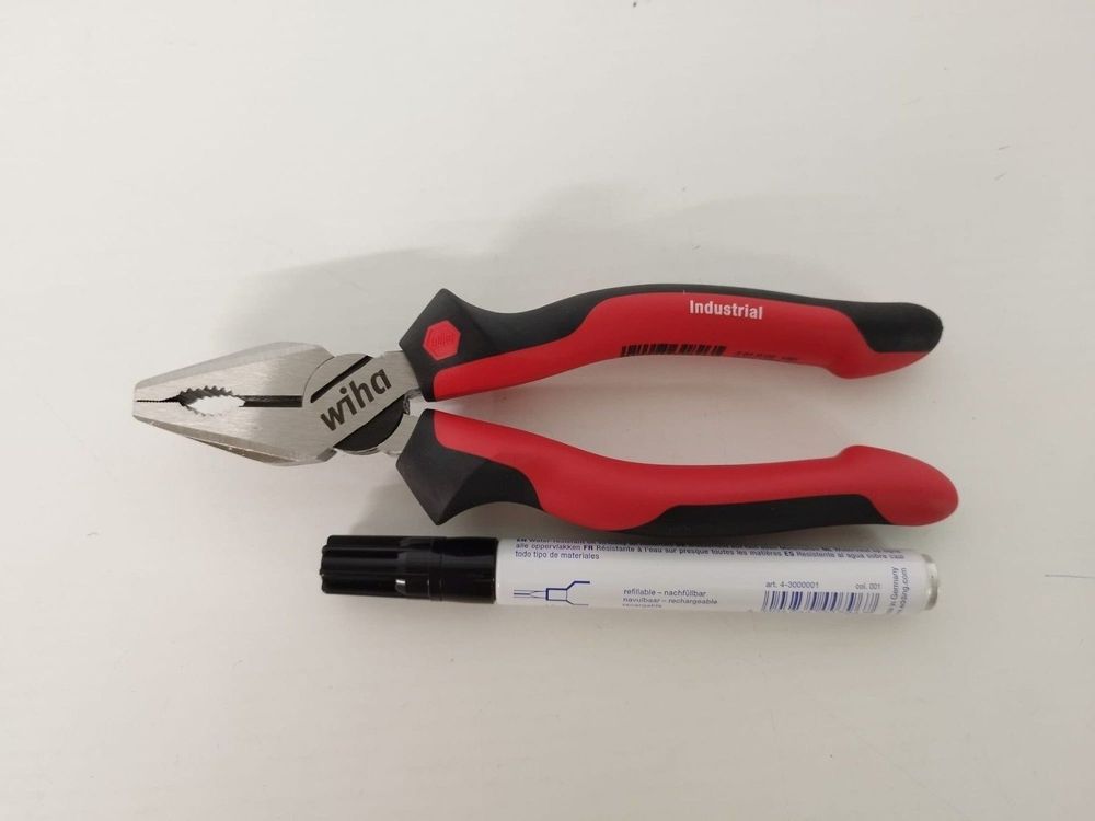 Wiha Kombi- Zange (Neu (gemäss Beschreibung)) in Widnau für CHF 14 ...