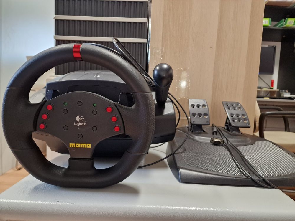 Logitech MOMO Racing wheel Lenkrad Volant | Kaufen auf Ricardo