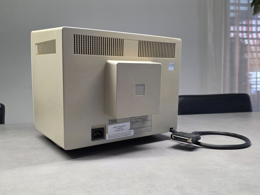 🖥️ IBM 3197 CRT Monitor – Grün Monochrome (Gebraucht) in Lausen für CHF ...