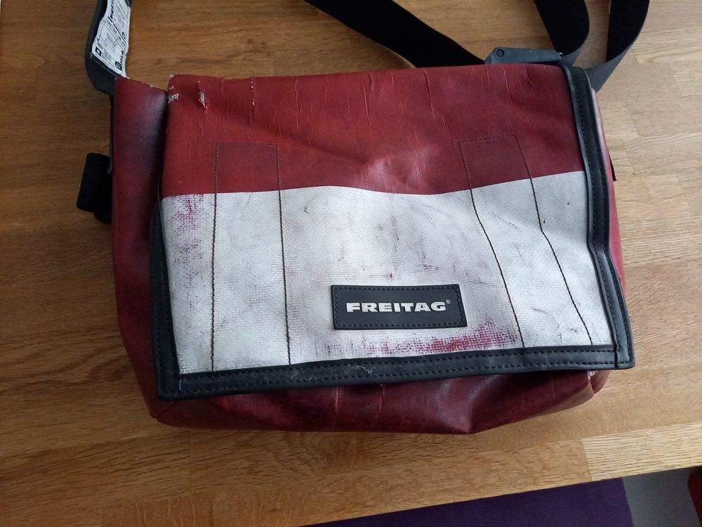 Freitag (Gebraucht) in Kollbrunn für CHF 35 – mit Lieferung auf Ricardo ...
