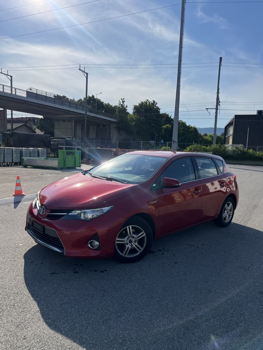 Toyota auris hybrid 1.8 (Gebraucht) in lully für CHF 4731 – nur Abholung auf Ricardo kaufen