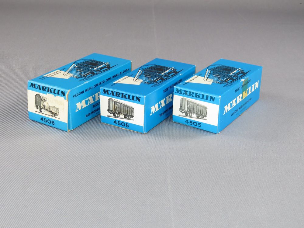 Märklin HO Gedeckter Güterwagen 3 St.1x Licht (129)(M0389) (Neu und ...