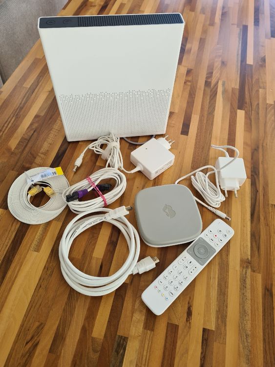 TV BOX und WLAN Modem und Fernbedienung Swisscom 3 neuwe (Neu (gemäss ...