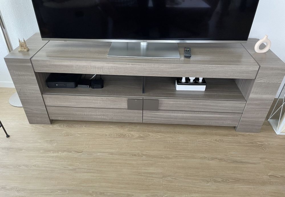 TV-Möbel/Lowboard in Holzoptik (Gebraucht) in Wabern für CHF 1 – nur ...