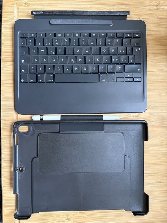 iPad Air 3 + Logitech Tastatur Case + Apple Pencil (Gebraucht) in ...