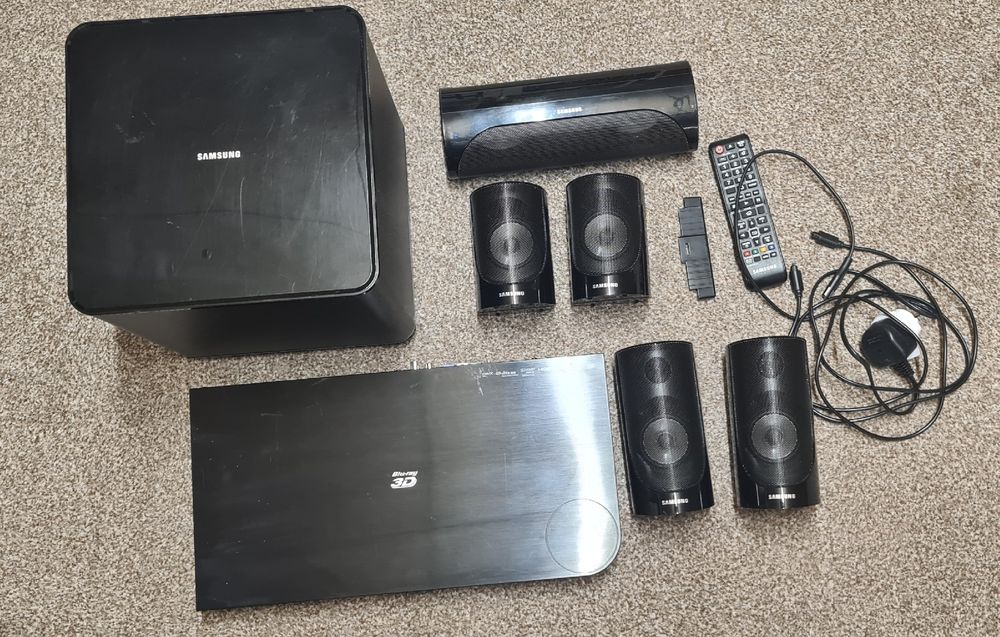 Samsung HT-J 5500 Dolby Surround Anlage (Defekt) in Oberstammheim für CHF 10 – nur Abholung auf ...