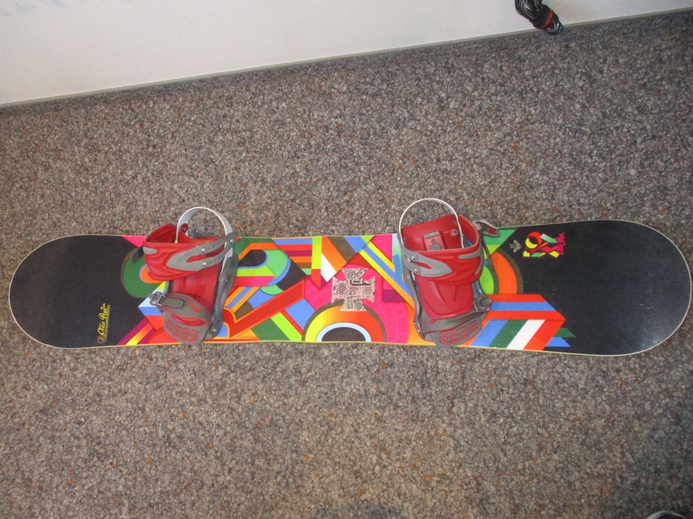ROXY SNOWBOARD OLLIE POP BANANA TRACTION & DRAKE F-50 (Gebraucht) in ...