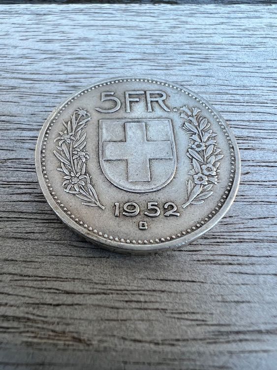 Pièce de CHF 5.- argent (D'occasion) à Neuchatel pour CHF 23 – avec ...